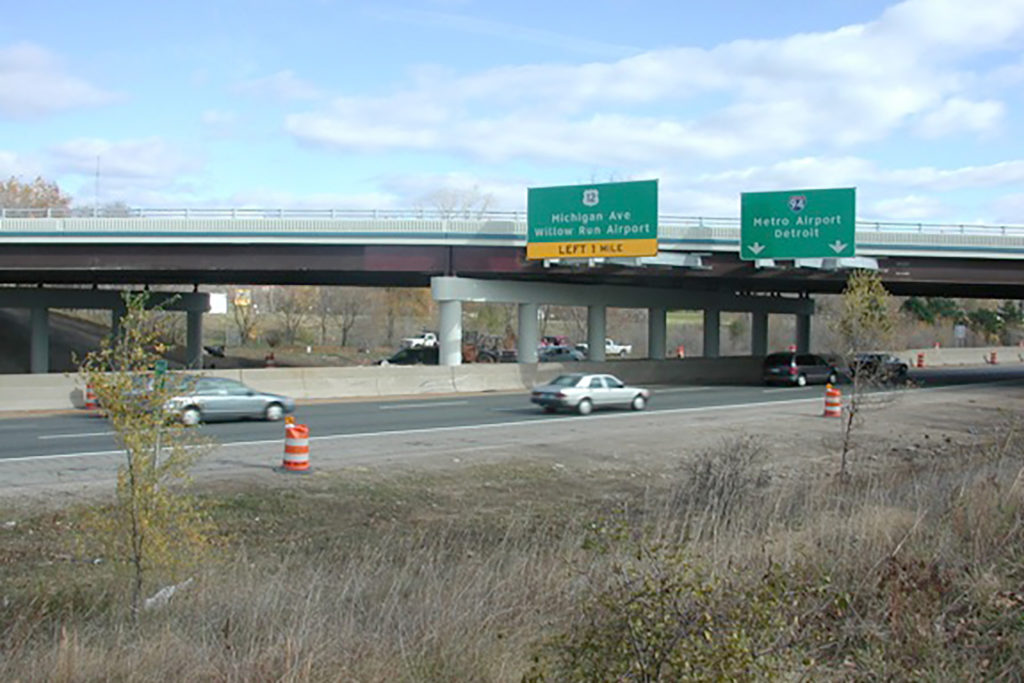Bendable Concrete Utilized on a Bridge Deck (Engineered Cementitious ...